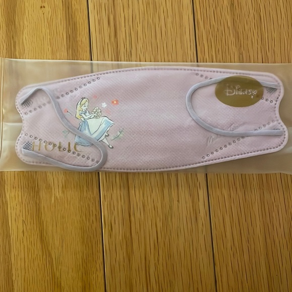 Disney | Accessories | New Disney Alice In Wonderland Medical Mask ...